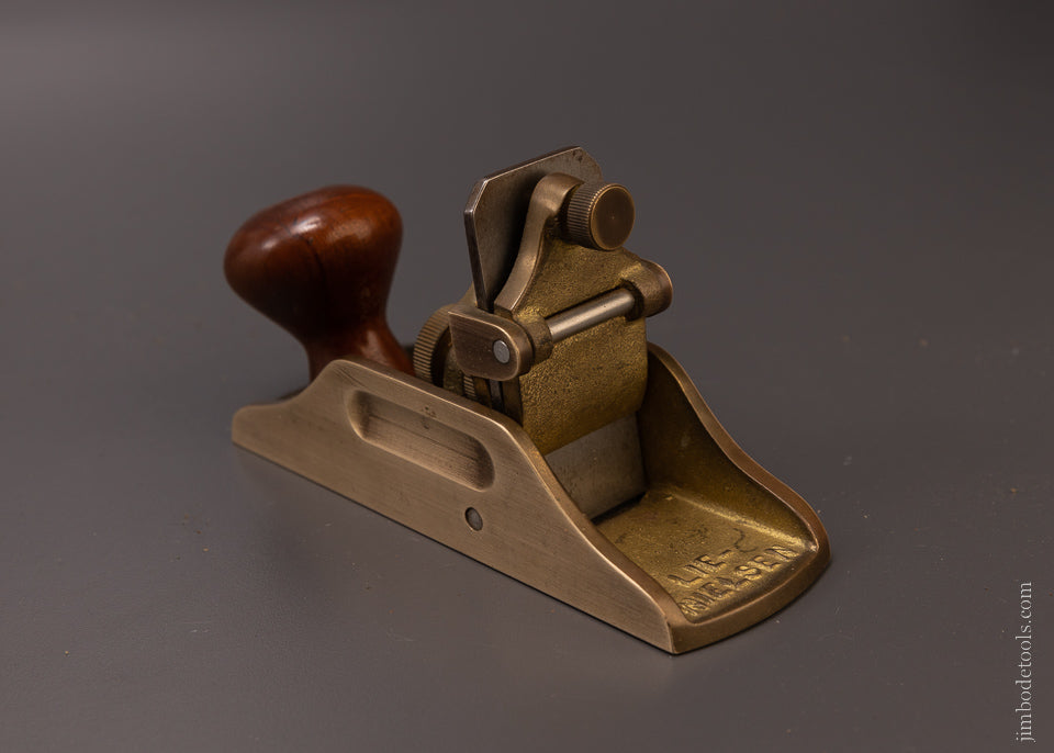 LIE NIELSEN No. 212 Scraper Plane in Bronze - 107139 – Jim Bode Tools