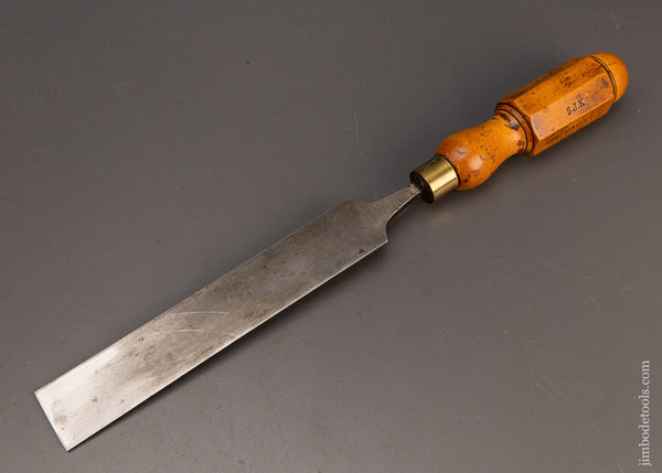 Remarkable MARPLES 1 1/2 Inch Long, Thin Paring Chisel with Boxwood Lo ...