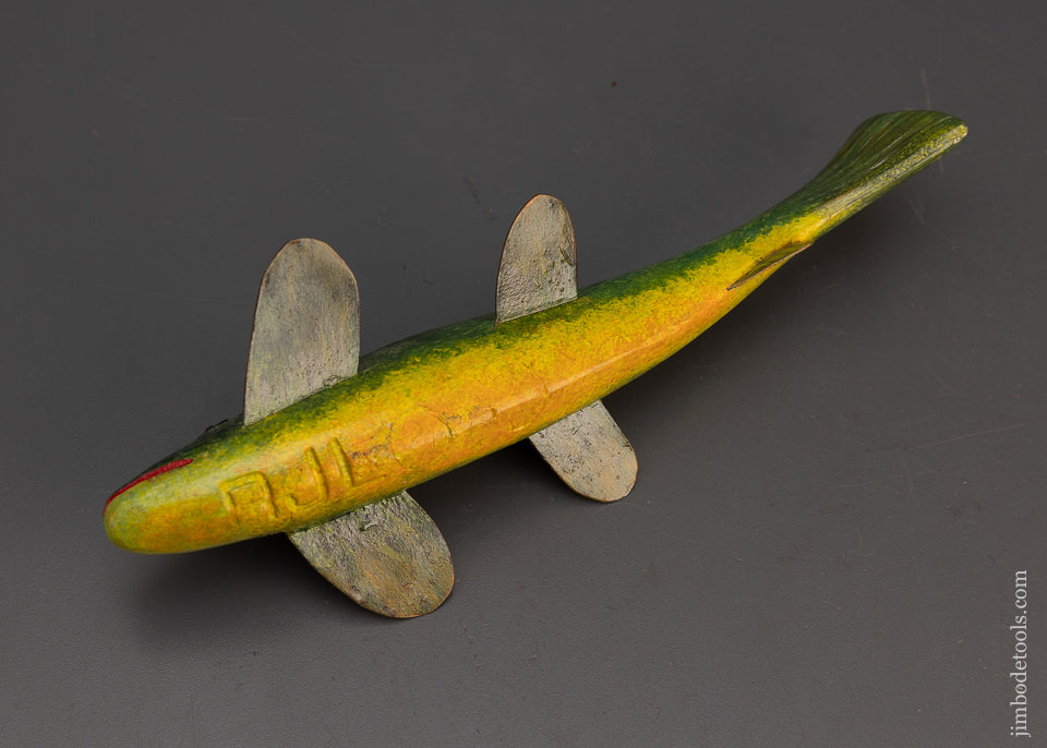 Pretty Hand Carved 10 Inch Fish Decoy by ROB’T. LINDNER, Clarence, N.Y ...