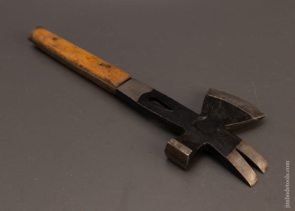Near Mint Tomahawk Style Hammer Hatchet Combination Tool - 117986 – Jim ...
