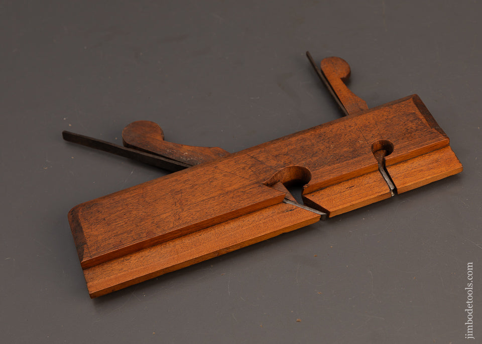 Rare & Crisp 18th Century Yellow Birch Dado Plane by E. BOGUE - EXCELS ...