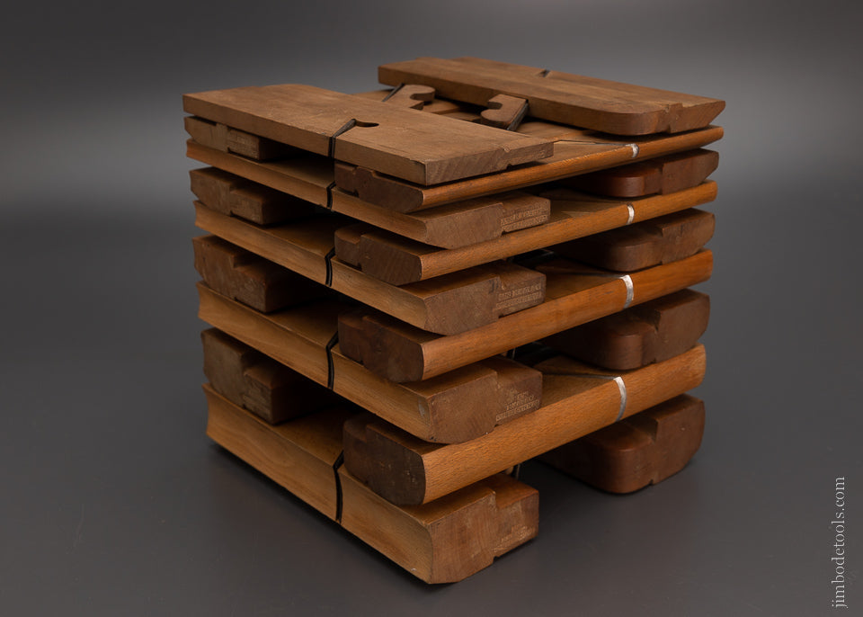 Very Crisp Set of 18 Hollow & Round Planes by T.J. M’MASTER & CO. Aubu ...