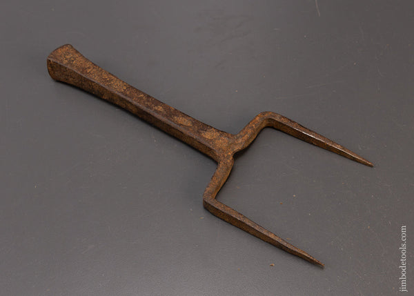 Sweet Decorated 18th Century Denglestock Anvil 10 1/2 Inch - 110258 ...